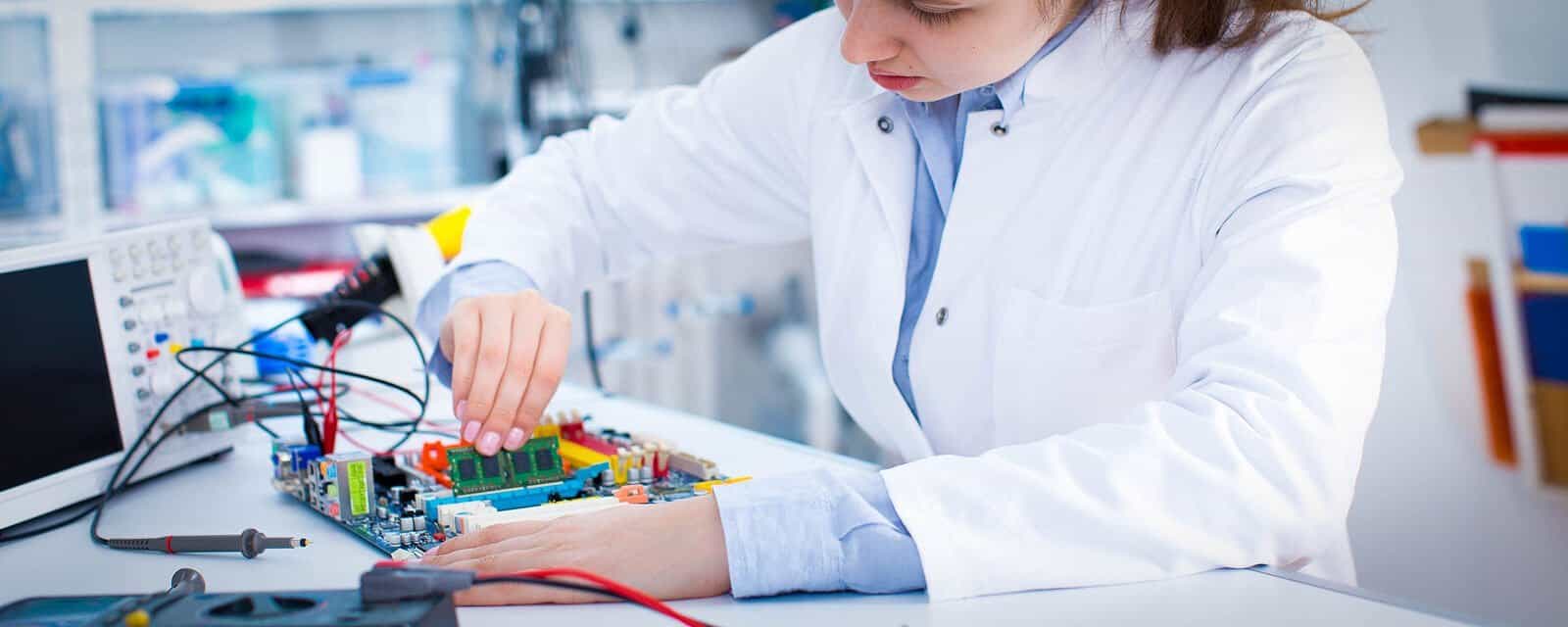 Why Line Efficiency is a Vital Business Metric in the PCB Manufacturing